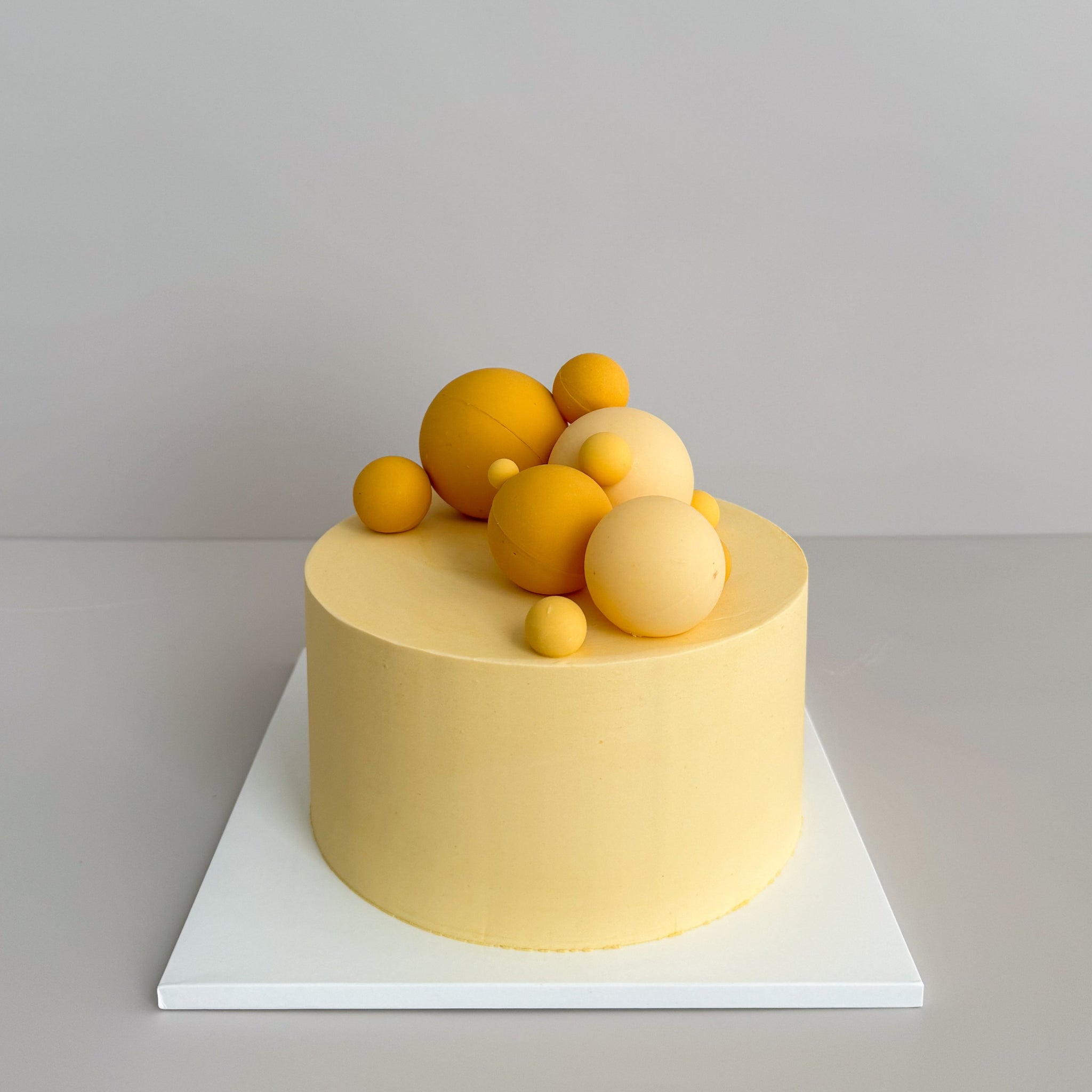 Balloon cake (short) - Multiple flavors & colours – K Cake