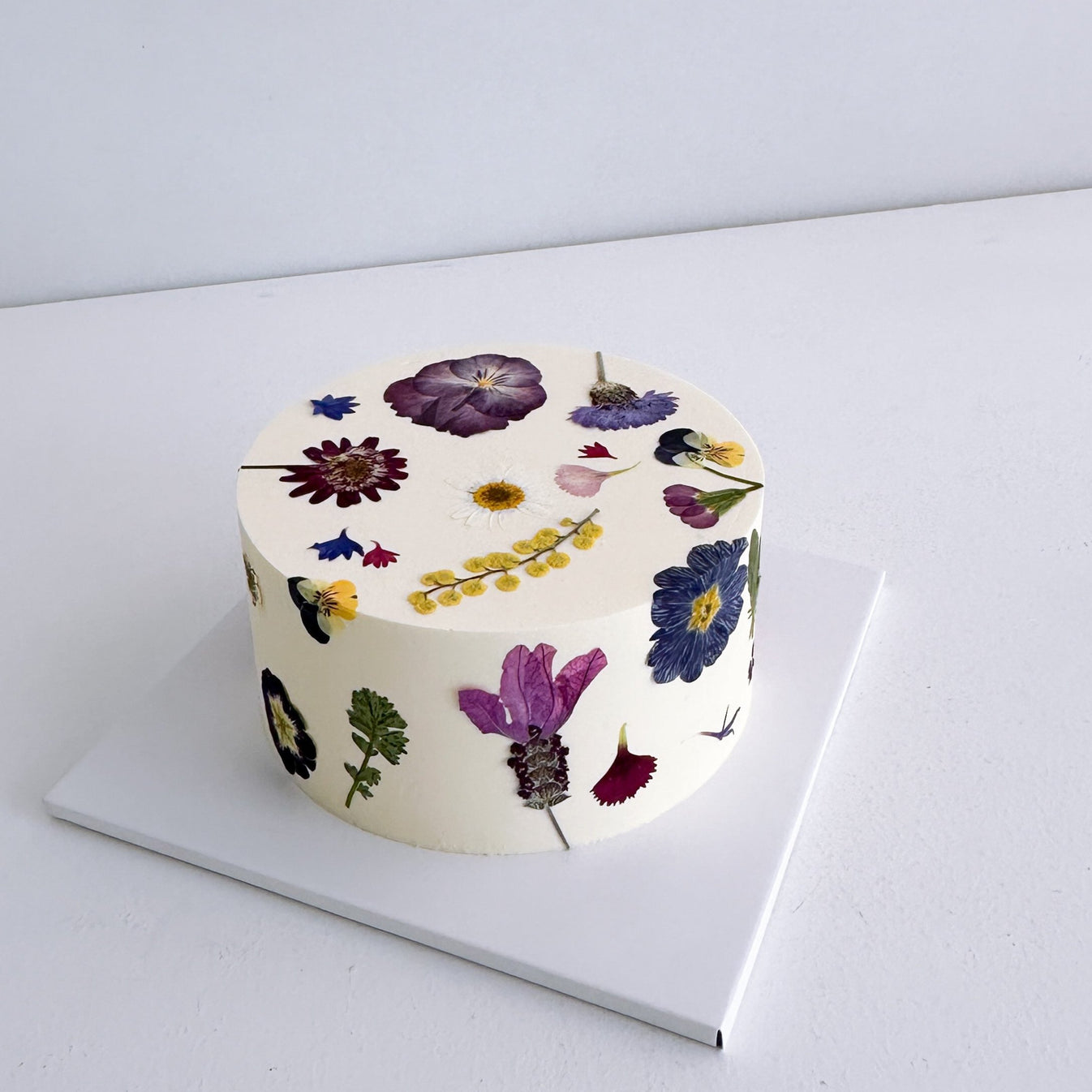 PRESSED FLOWER CAKE- 8cm tall 15 Flavours – K Cake